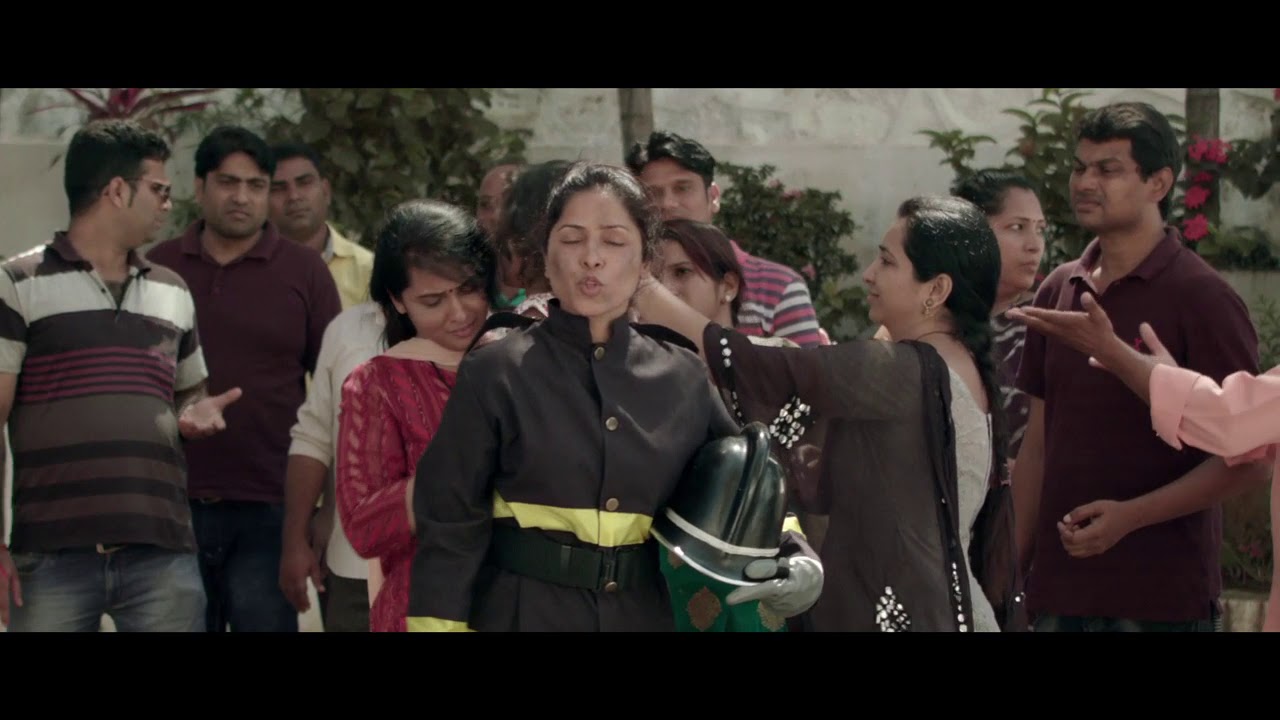 Punam Chandorkar-ABP Maza channel promo 2019 - YouTube