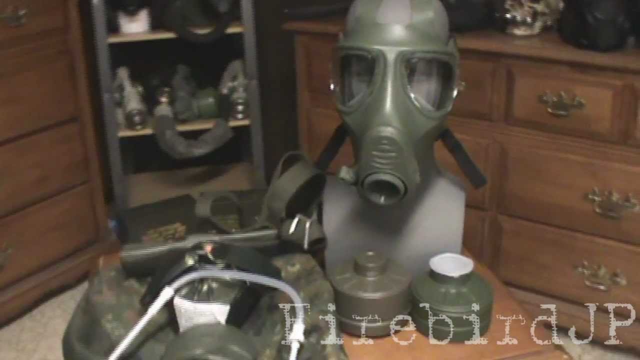 German M2000 Gas Mask - YouTube