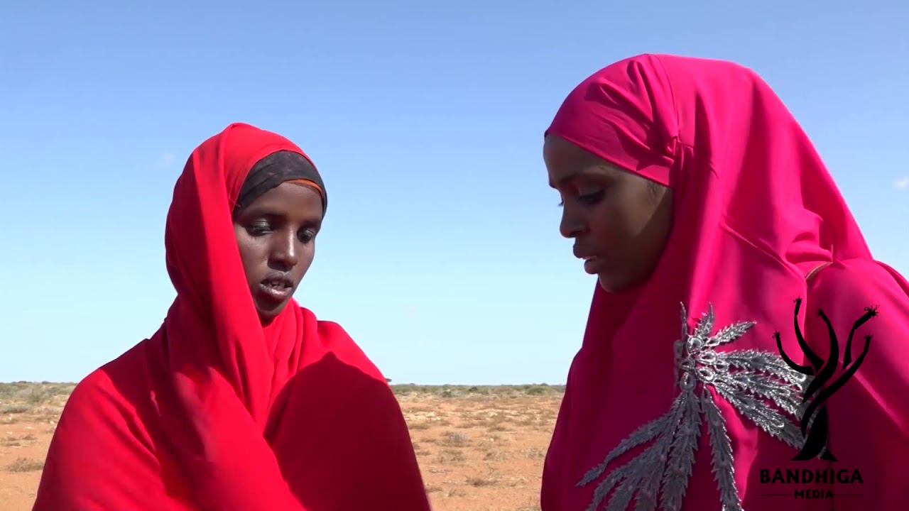 Qisada Deeqa: 10 sano jir u geeriyootey gudniinka Fircooni (FGM) - YouTube