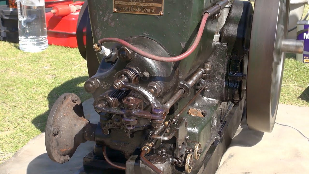 Old Engines in Japan 1920s TOBATA Land Engine Type BN 2.5hp - YouTube
