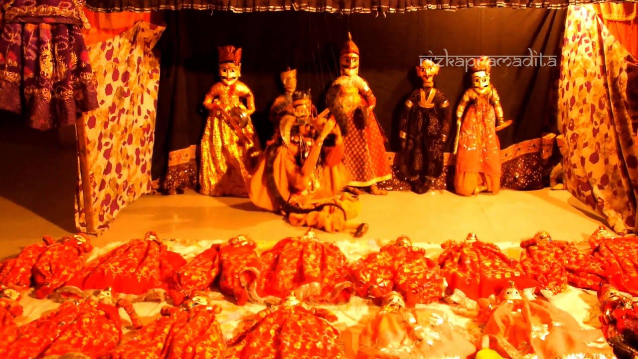 Kathputli - Rajasthani Puppet Show - YouTube