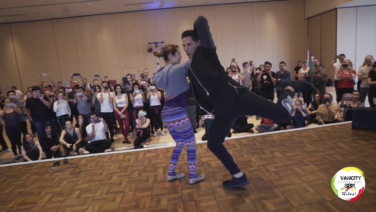 Rodrigo Cortazar & Alien Ramirez Salsa Demo(Vancouver 2018) - YouTube