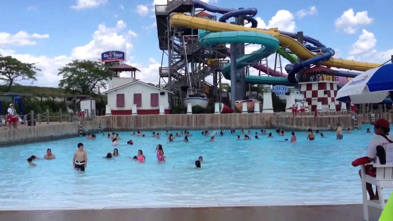 six flag chicago - YouTube