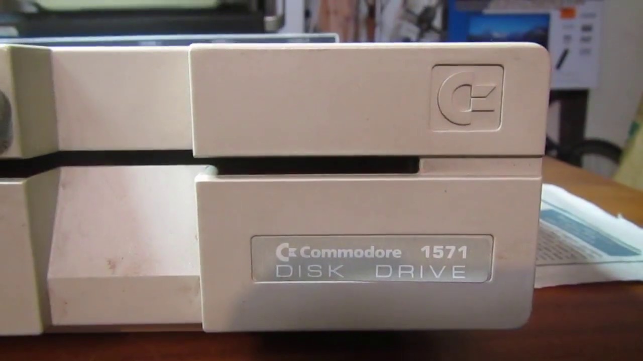 Commodore 1571 repair pt. 1: track-0 sensor failure and bad heads - YouTube