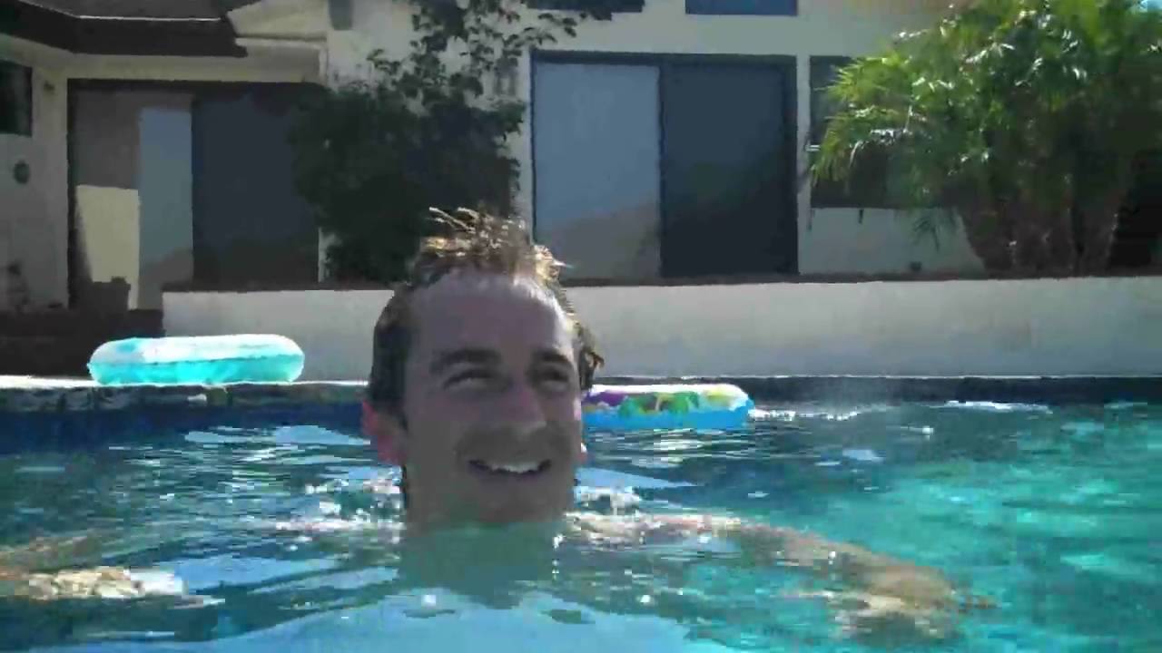 Fat guy in a little inner tube - YouTube