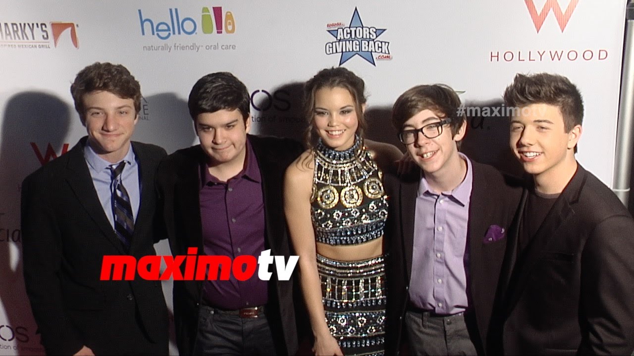 Mighty Med Cast Reunites | Paris Berelc Sweet 16 Party | Red Carpet # ...