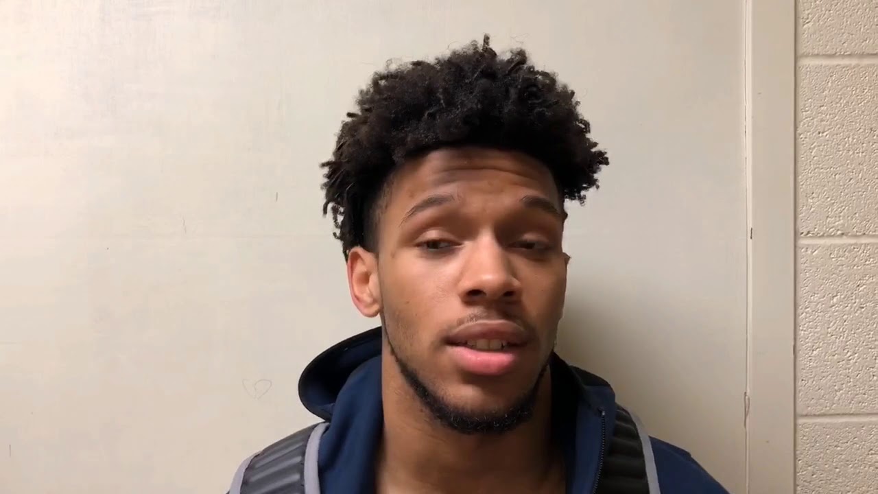 Tyson Davis pays tribute to Kobe Bryant during Goodrich’s game vs ...