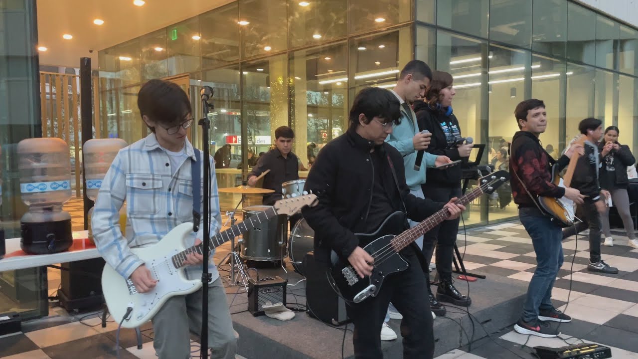 Tu Cárcel (En Vivo) | Cover by Media Hora | Tony zDrums - YouTube