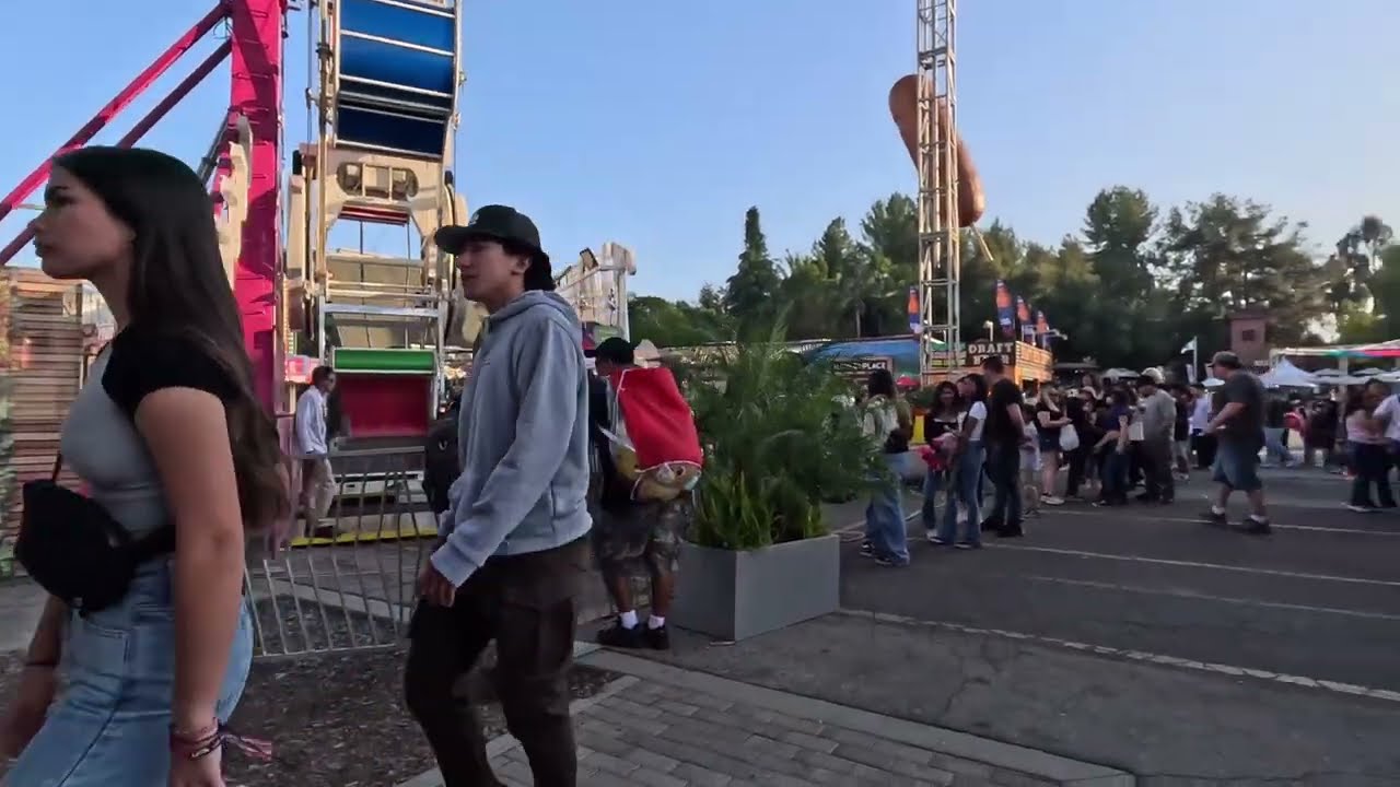 THE ZIPPER LA COUNTY FAIR #lafair - YouTube