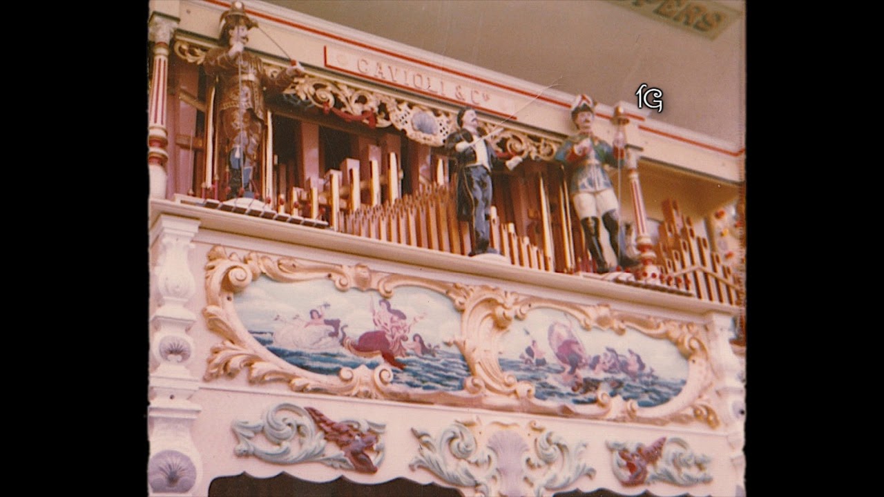 Gavioli 89 Key Fairground Organ - YouTube