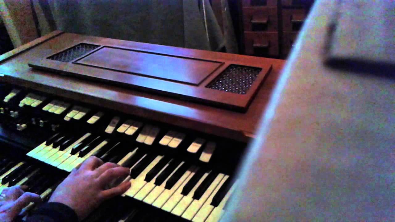 Ombyggd Hammond T-222-1 - YouTube