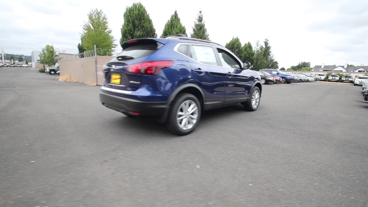 2017 Nissan Rogue Sport SV | Caspian Blue | HW106335 | Kent | Tacoma ...