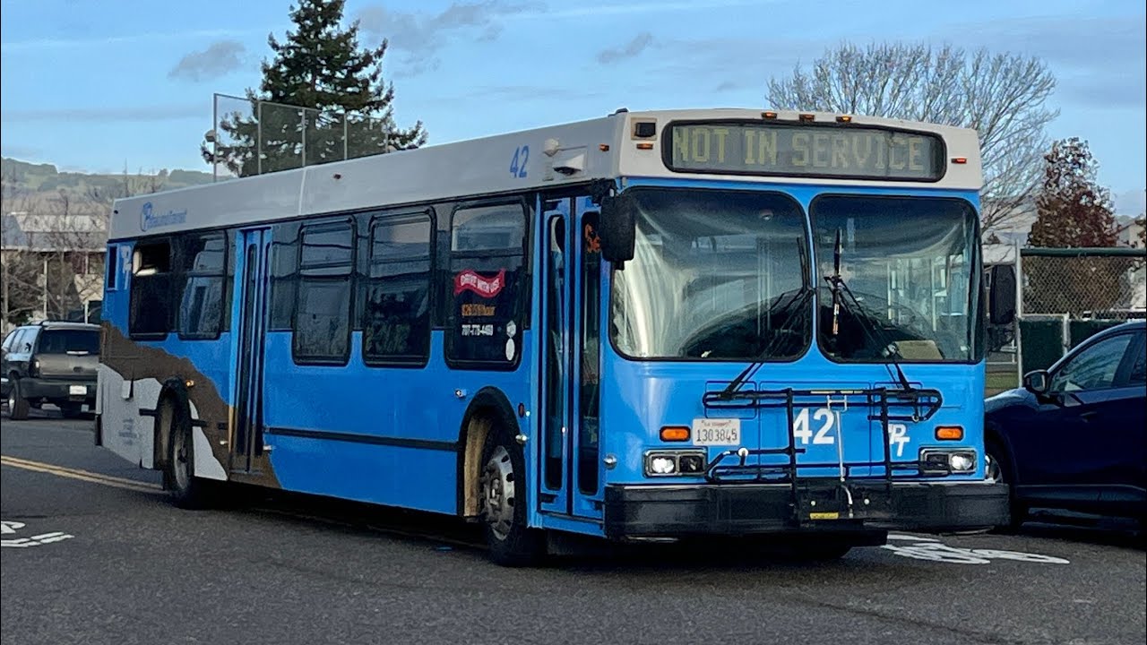 ⁴ᴷ⁶⁰ Best Sound! Petaluma Transit 1998 New Flyer D40LF #42 on Route 24 ...