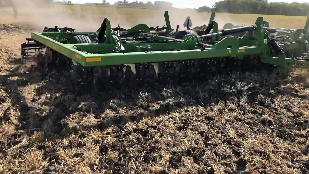 Mandako STORM on a wheat field! - YouTube