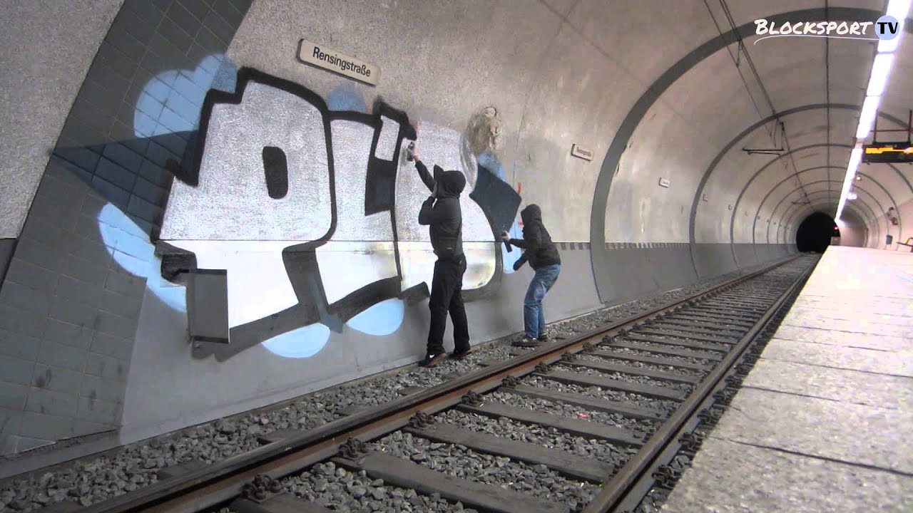 Subway Station Graffiti - YouTube