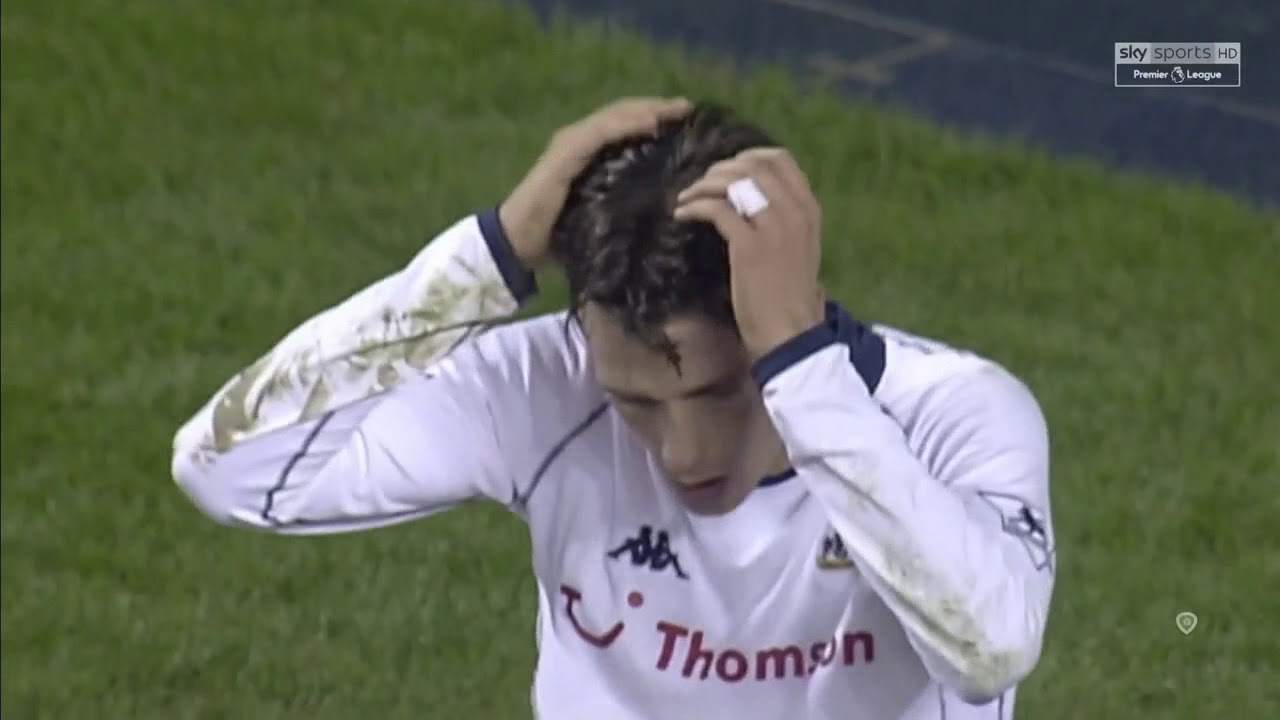 Mile Acimovic's horrible miss vs Fulham - YouTube