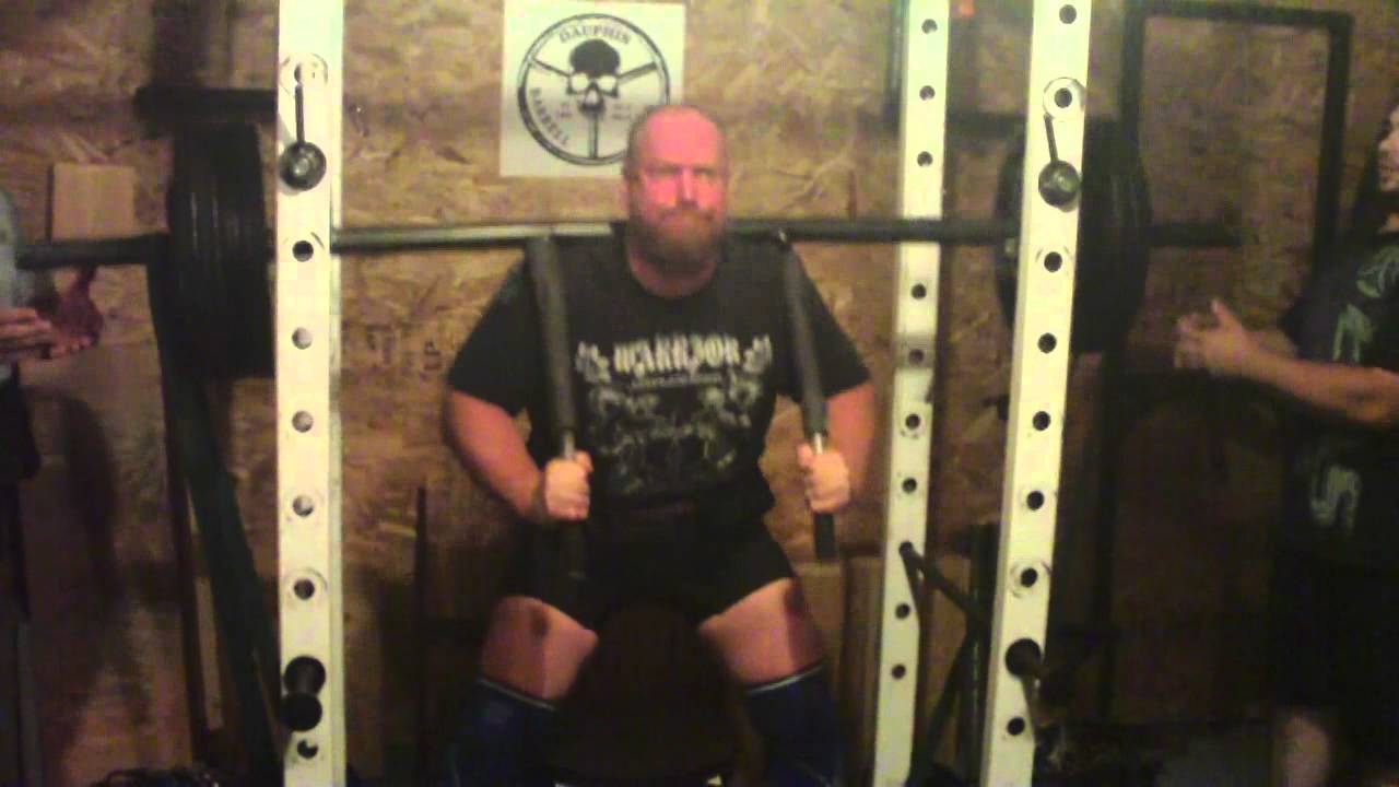 Box squat with SSB-425+Grn. bandsx2 - YouTube