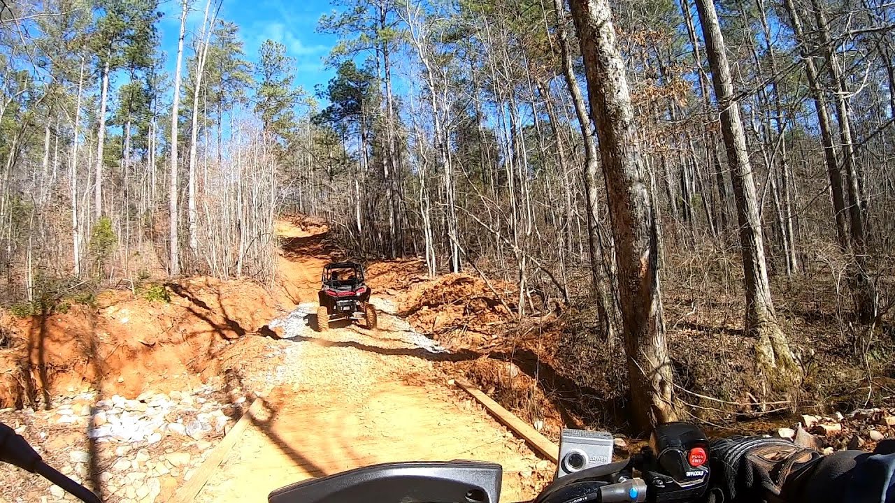 Iron Mountain OHV Park Quick Loop up really big hill 2019 Suzuki King ...