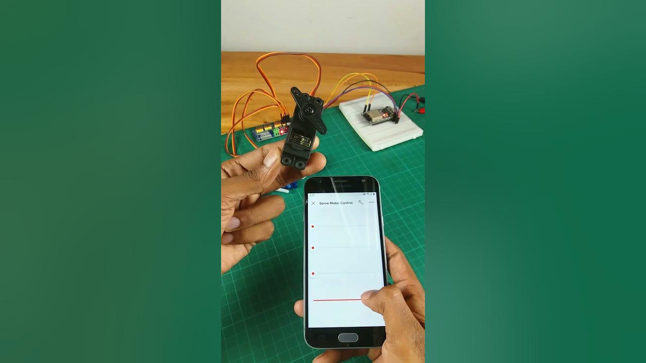 Servo motor control with ESP32 board with Blynk app #esp32 #servomotors #blynk @sritu_hobby ...