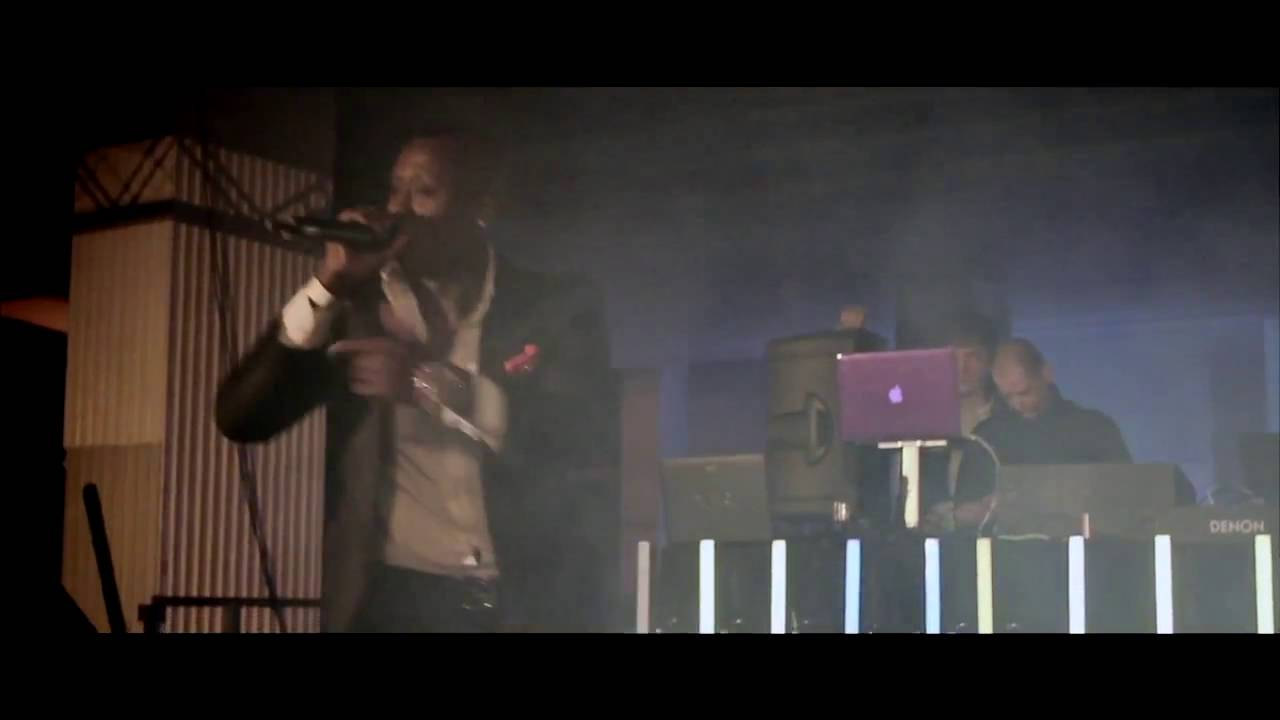 Kaye Styles Performing Live At The Tunnel New York - YouTube