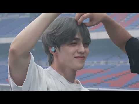 SEVENTEEN TOUR FOLLOW TO JAPAN at NISSAN STADIUM BEHIND THE SCENE
