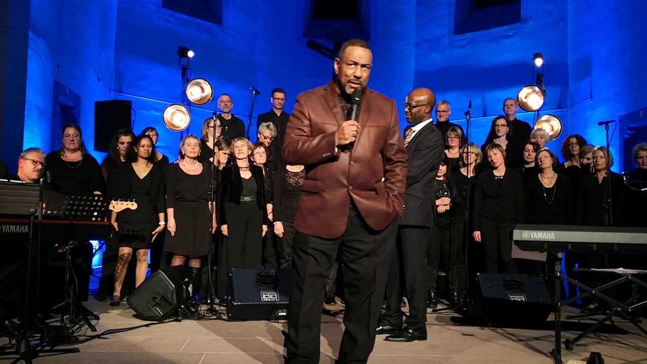 Jo's Voice in Concert with Calvin Bridges 15 - YouTube