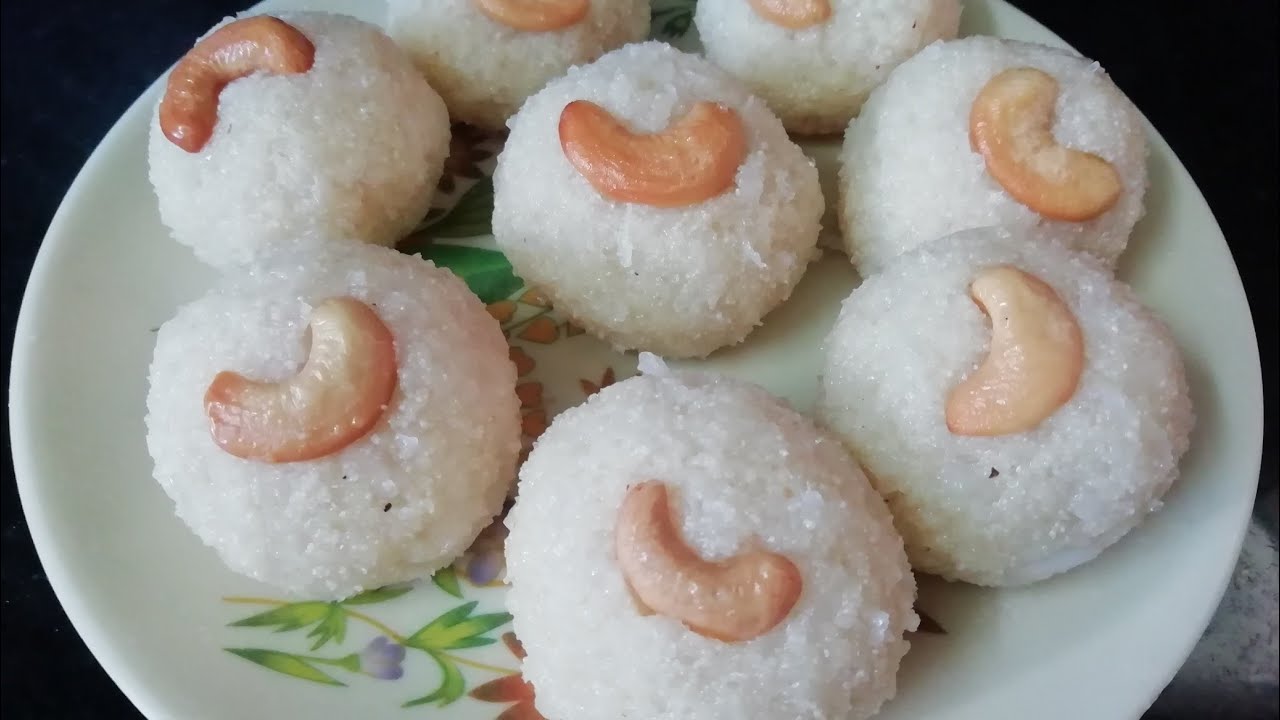 How To Prepare Ravva Laddu | రవ్వ లడ్డు | Recipe Of Suji Laddu | Bombay ...