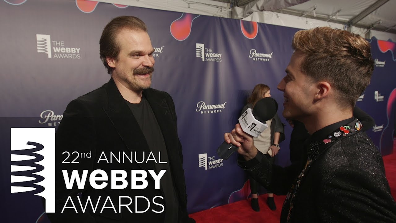 David Harbour on the 22nd Annual Webby Awards Red Carpet, presented by Paramount Network - YouTube
