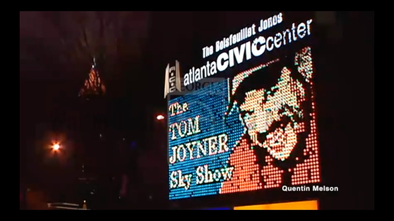 Tom Joyner Sky Show w/Earth Wind and Fire (December 9, 2005) - YouTube