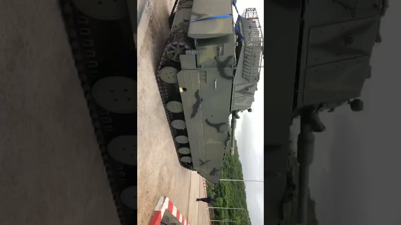 ยานเกราะ VN16 - YouTube