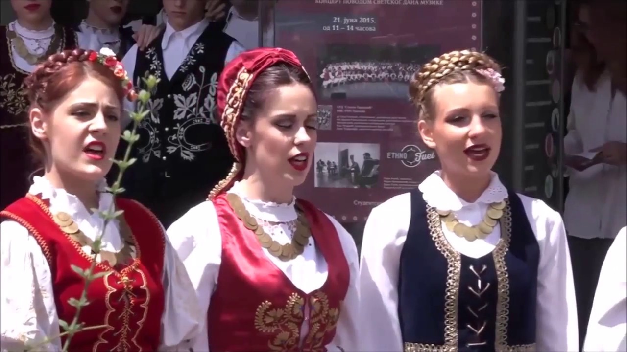 Mini koncert - 2. Banatske gradske igre i Igre iz Banata (2015) - YouTube