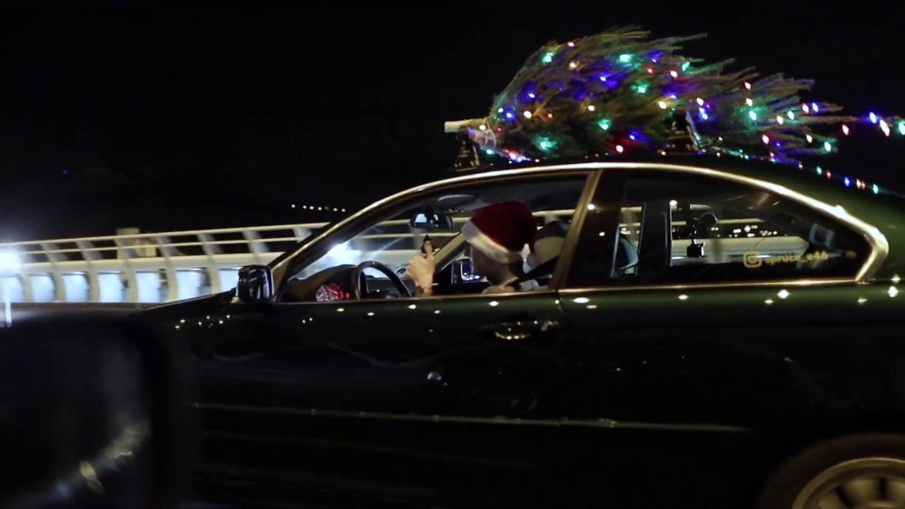 Christmas tree on BMW 323Ci E46 - reactions, flames, music video - YouTube