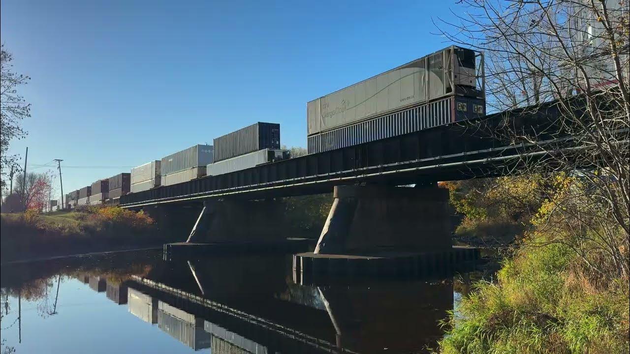 CN #Z120 Montmagny Around Mile 77.62: CN 2956 Leading - YouTube