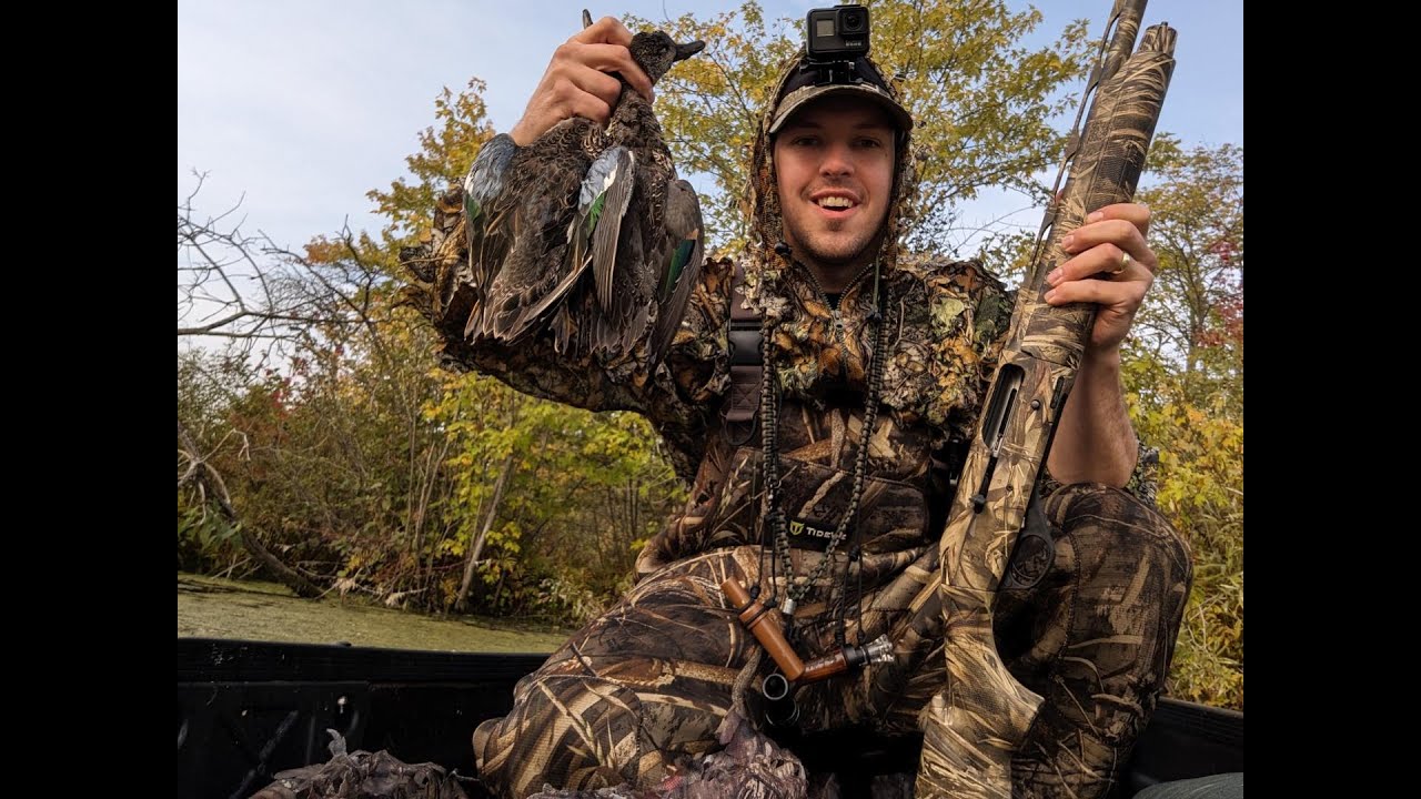 SOLO Duck Hunting. CRAZY Shooting At First Light! TEAL DOWN! - YouTube