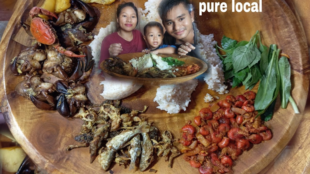 crab prawn and frog fry #familymukbang - YouTube
