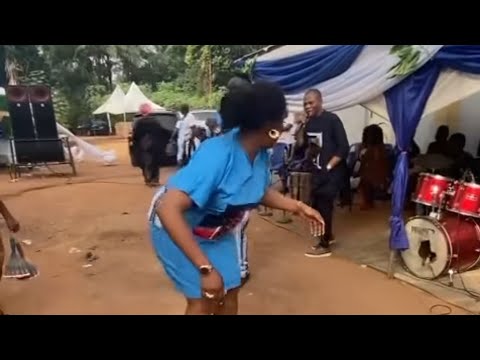 ABABANNA ON STAGE ROCKING AND DANCING BONGO MUSIC - YouTube