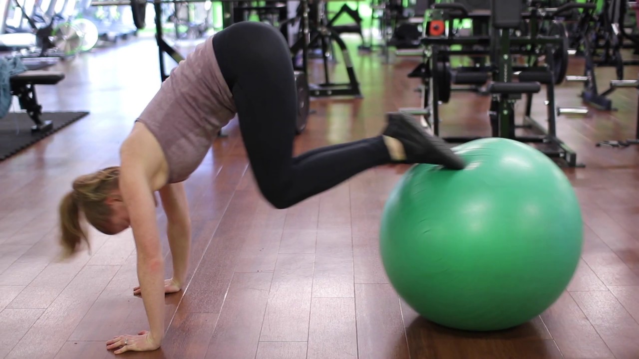 Swiss ball pikes - YouTube