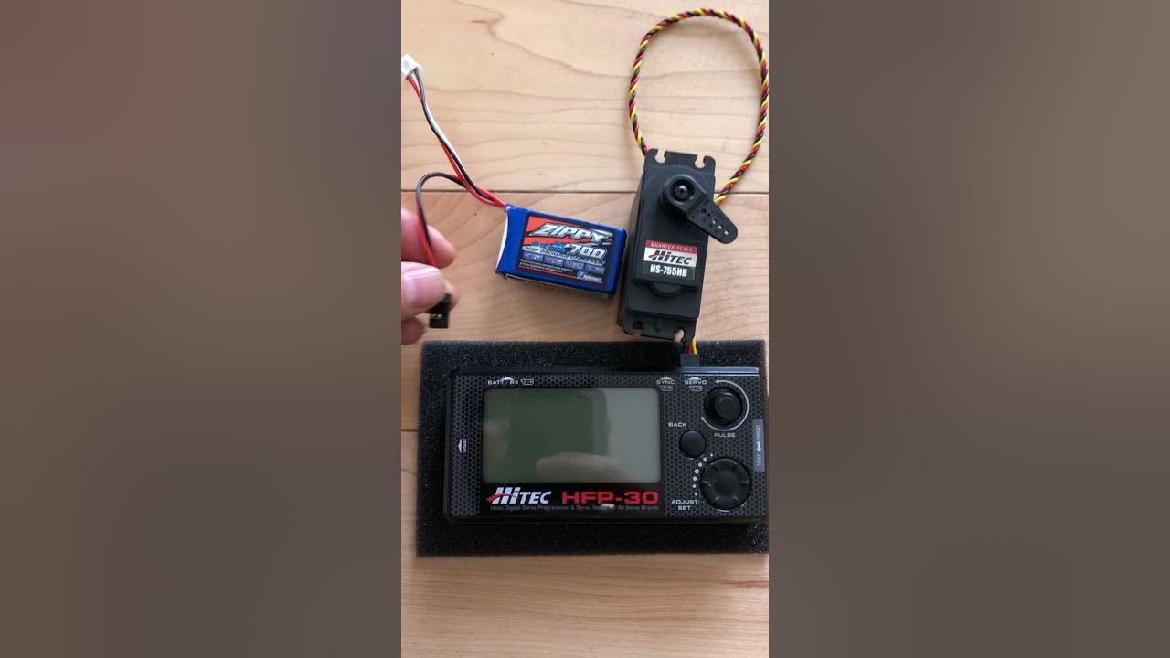 Hitec HFP-30 issue - YouTube