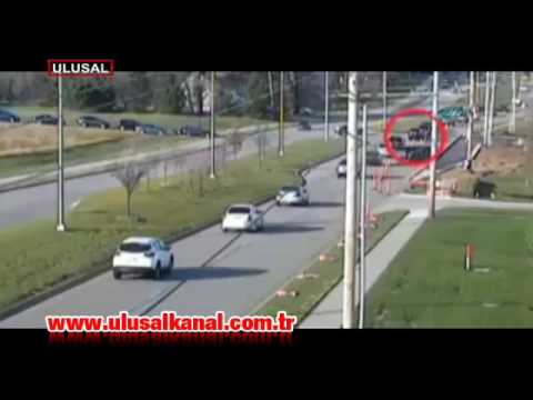 ABD'de 15 araç böyle birbirine girdi