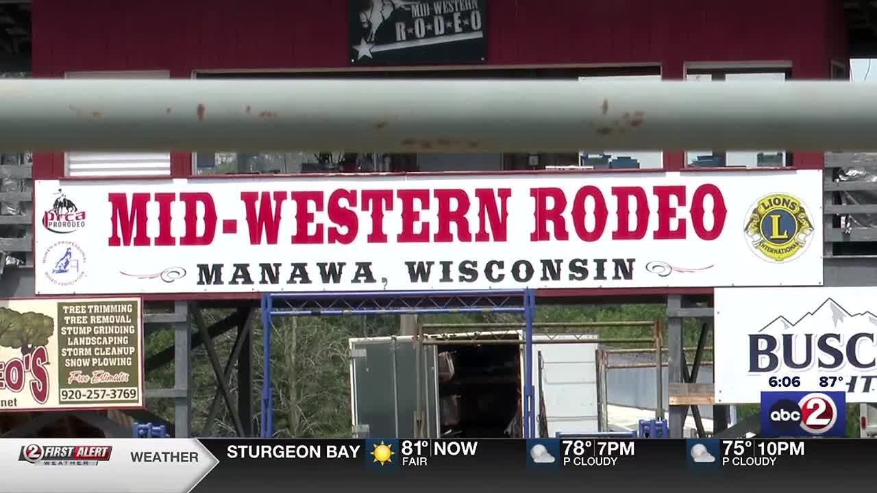Manawa Rodeo rides again, continuing a man's legacy - YouTube