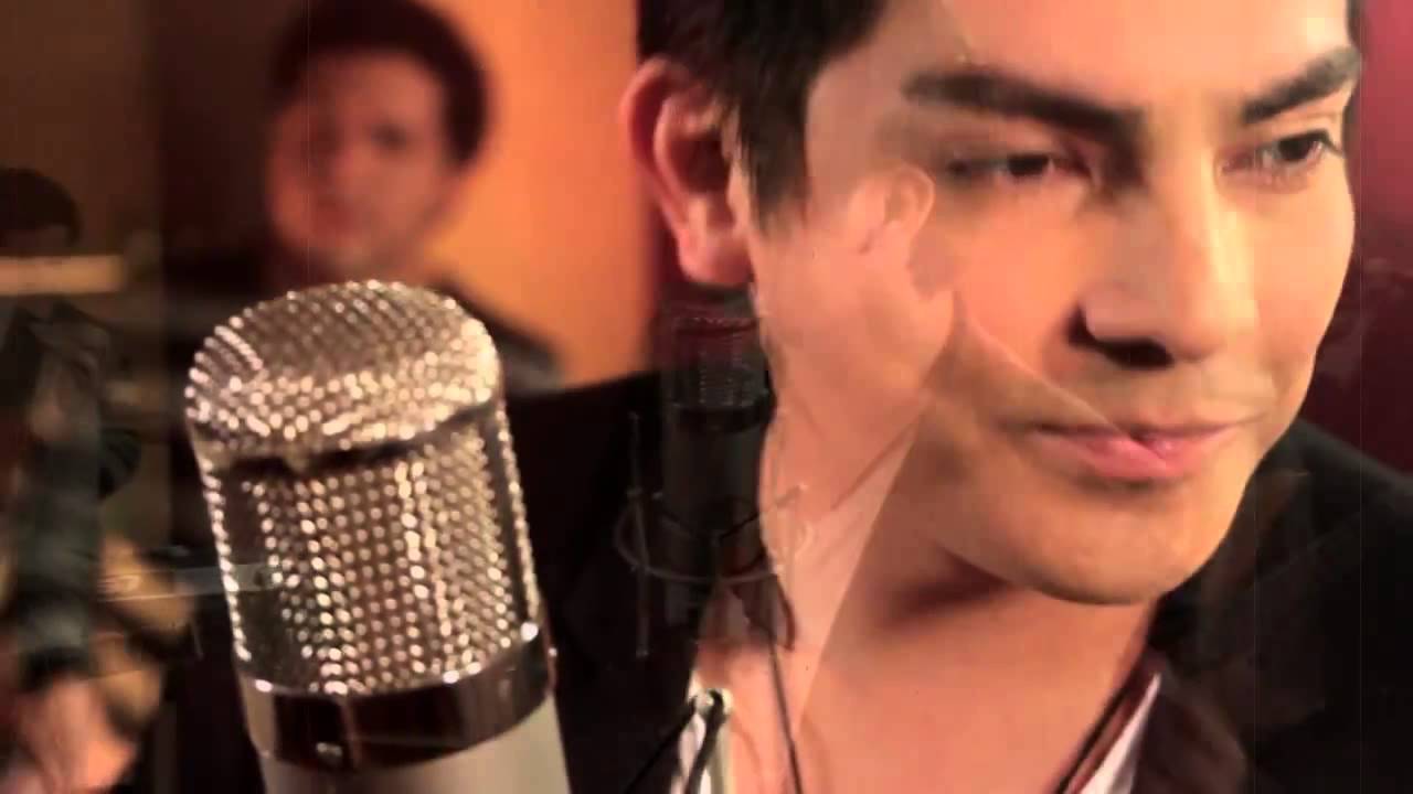 Erick Elera "AMOR" VIDEO OFFICIAL - YouTube