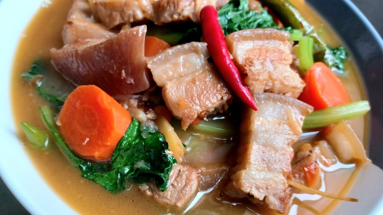Simple and Easy Pork Soup/Nilagang Baboy/Julianastation - YouTube