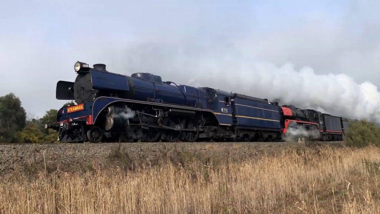 Steamrail Victoria Snow Train 2019 - YouTube