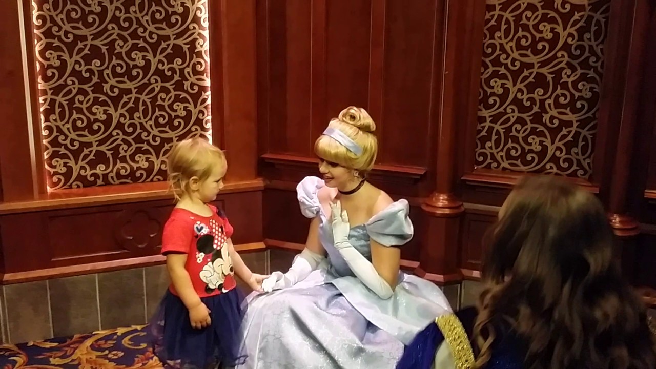 Disneyland 2016 Meeting Cinderella - YouTube