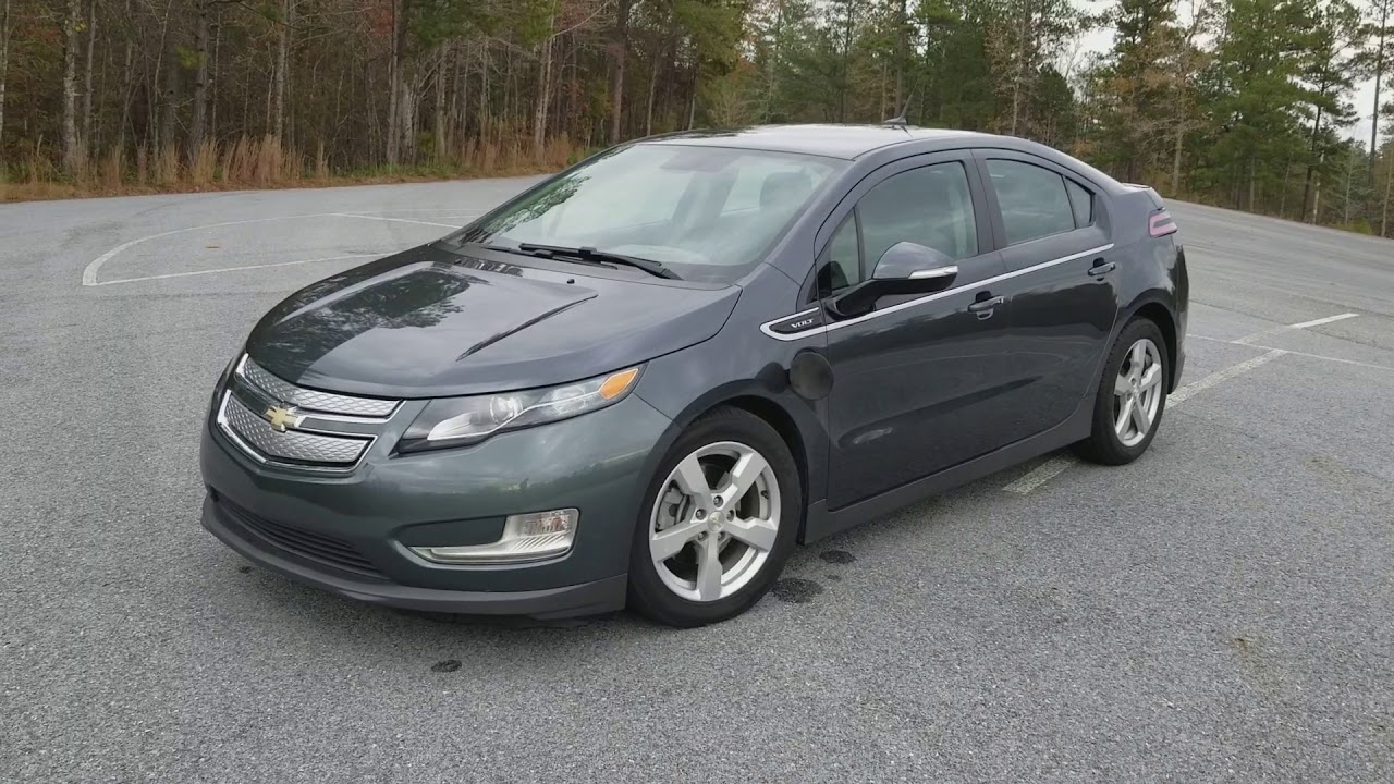 2013 chevy volt one year review - YouTube