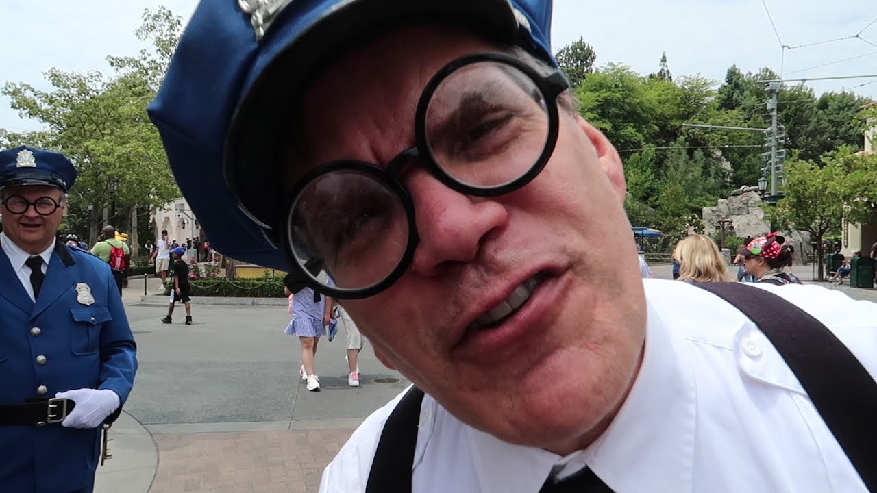 Goofy, Officer Blue, Beast, Big Thunder Mountain. What a Day at ...