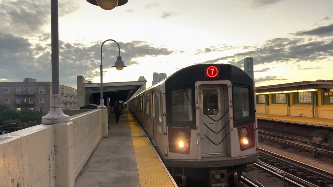 Flushing bound R188 7 trains @ 40th Street (with SNY announcements ...