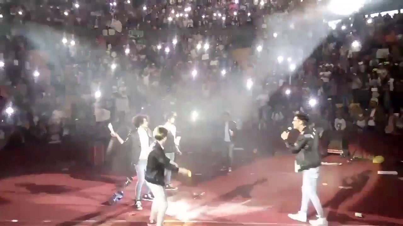 Cd9 lanza polvo de colores - YouTube