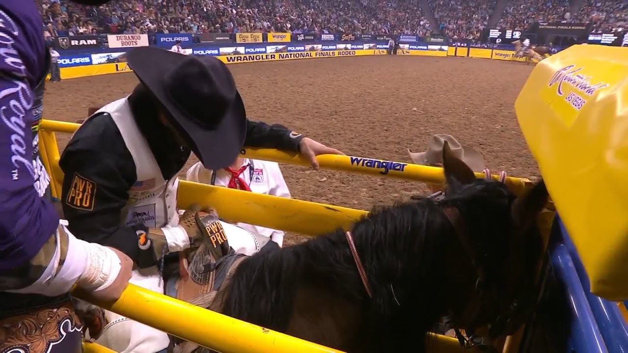 Kaycee Feild | 2022 NFR Round 10 - YouTube