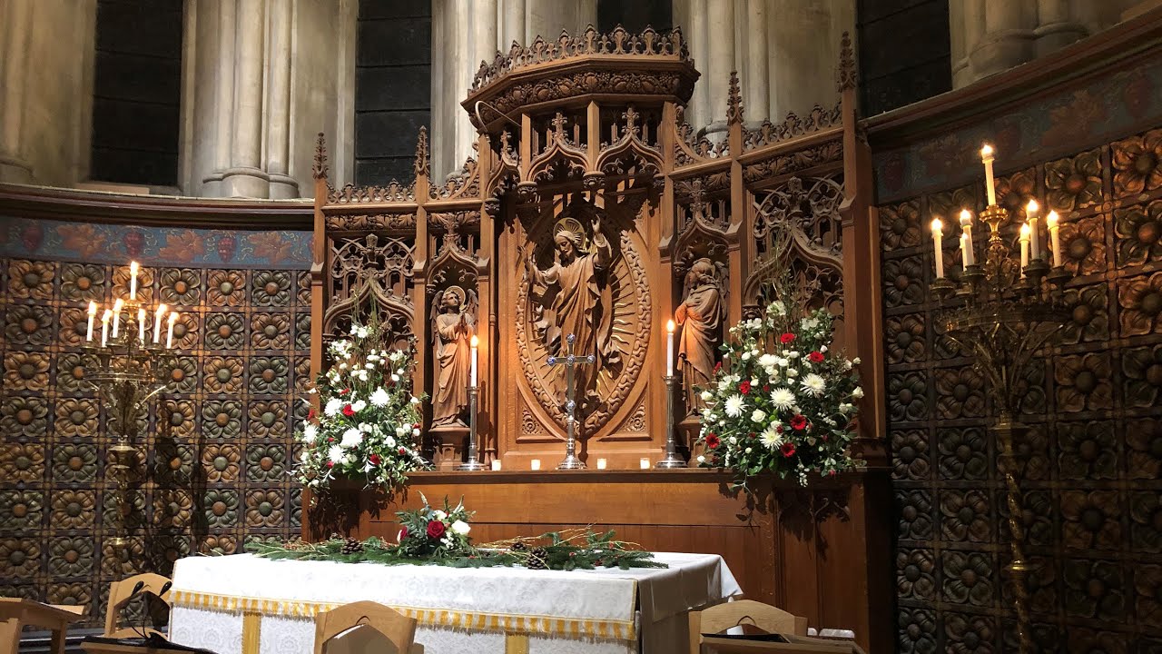 Eucharist for the 1st Sunday after Christmas - YouTube
